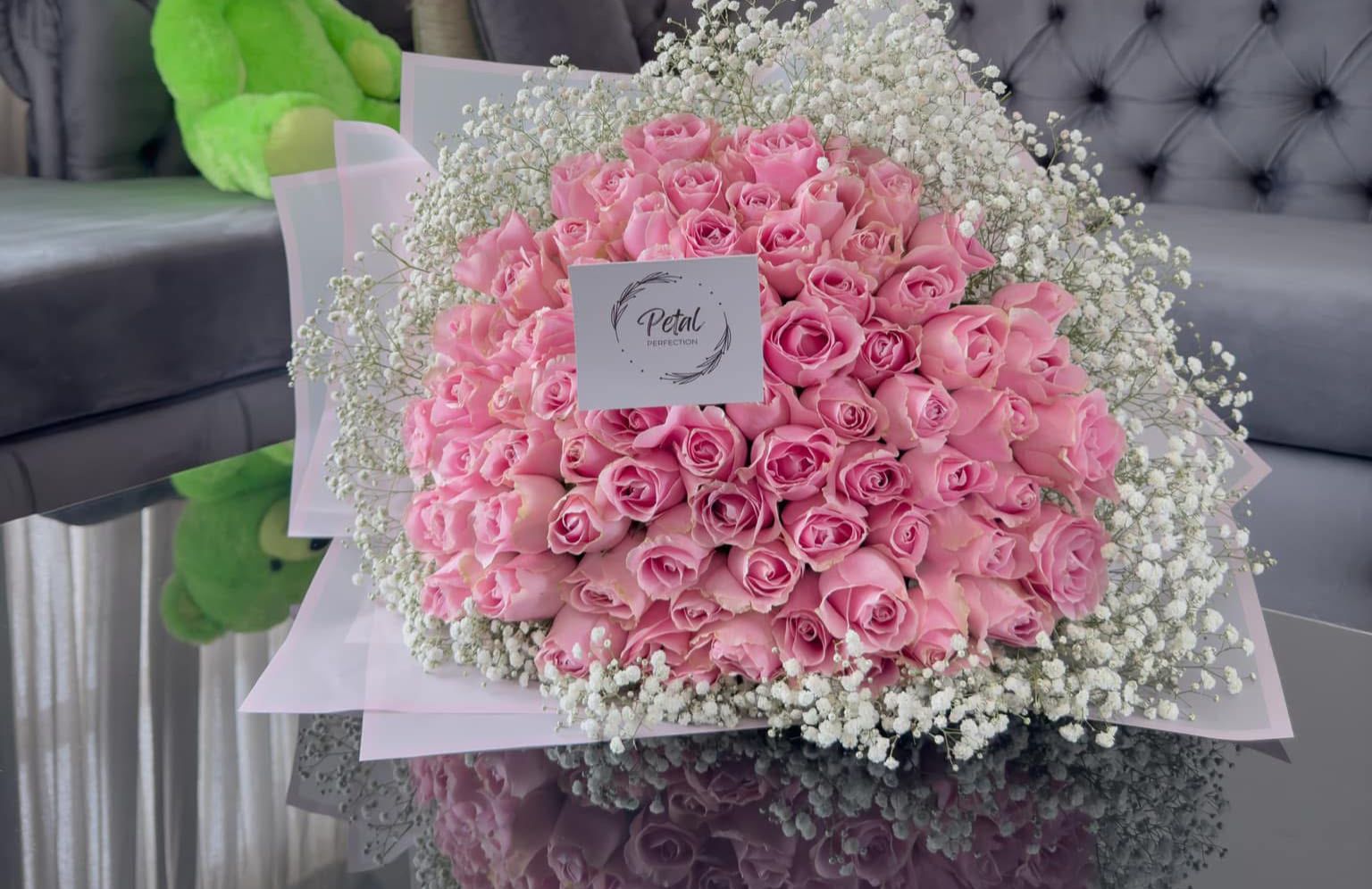 100 Pink Roses & Gyp – Petal Perfection